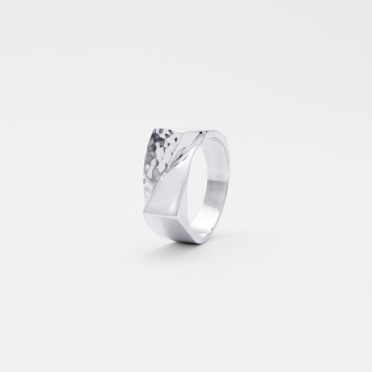 Square silver ring – SOLEMARA